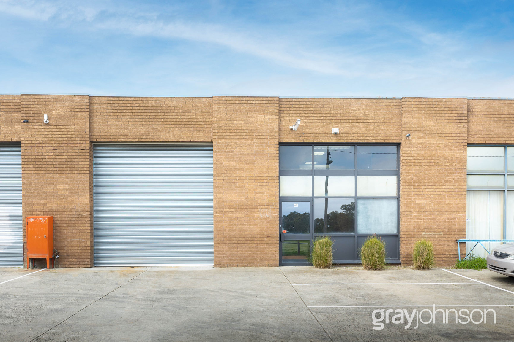 Park-Side Warehouse in Prime Position - GrayJohnson